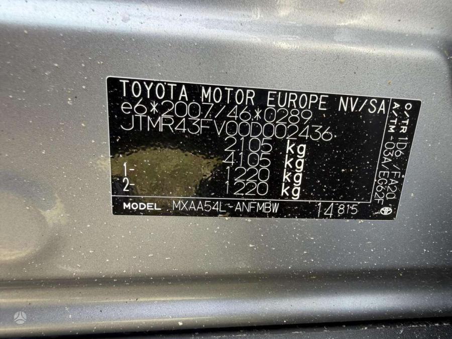 Grey Toyota RAV4 2019 in Siauliai, with an engine capacity of 1.99 L and mileage of 44 thousand km for 15200 €, photo 18 on AUTOMOTO.COM.LV