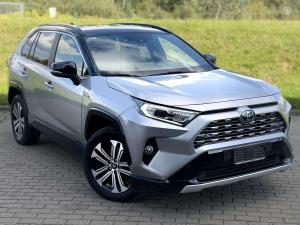 Grey Toyota RAV4 2019 in Vilnius, with an engine capacity of 2.49 L and mileage of 210 thousand km for 22500 €, photo  on AUTOMOTO.COM.LV