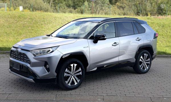 Pelēks Toyota RAV4 2019 Viļņa, ar dzinēja tilpumu 2.49 L un nobraukumu 210 tūkst. km par 22500 €, foto 8 vietnē AUTOMOTO.COM.LV