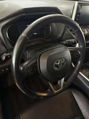 Pelēks Toyota RAV4 2019 Prienai, ar dzinēja tilpumu 2.49 L un nobraukumu 133 tūkst. km par 21200 €, foto 9 vietnē AUTOMOTO.COM.LV