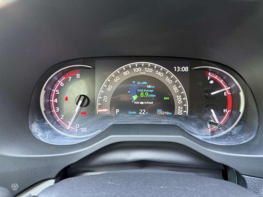 Grey Toyota RAV4 2019 in Prienai, with an engine capacity of 2.49 L and mileage of 133 thousand km for 21200 €, photo 14 on AUTOMOTO.COM.LV