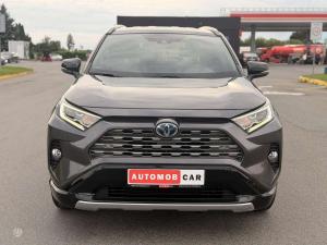 Grey Toyota RAV4 2019 in Vilnius, with an engine capacity of 2.49 L and mileage of 100 thousand km for 27650 €, photo 5 on AUTOMOTO.COM.LV
