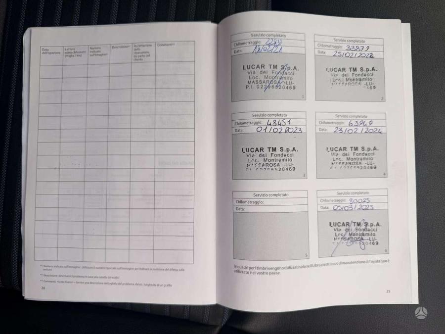 Grey Toyota RAV4 2019 in Vilnius, with an engine capacity of 2.49 L and mileage of 100 thousand km for 27650 €, photo 20 on AUTOMOTO.COM.LV