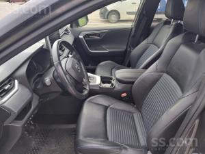 Pelēks Toyota RAV4 2019 Rīga, ar dzinēja tilpumu 2.50 L un nobraukumu 100 tūkst. km par 25410 €, foto 12 vietnē AUTOMOTO.COM.LV
