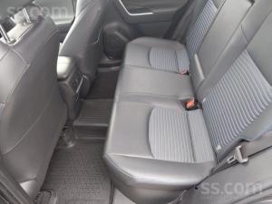 Pelēks Toyota RAV4 2019 Rīga, ar dzinēja tilpumu 2.50 L un nobraukumu 100 tūkst. km par 25410 €, foto 13 vietnē AUTOMOTO.COM.LV