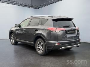 Pelēks Toyota RAV4 2019 Rīga, ar dzinēja tilpumu 2.50 L un nobraukumu 128 tūkst. km par 19500 €, foto 4 vietnē AUTOMOTO.COM.LV