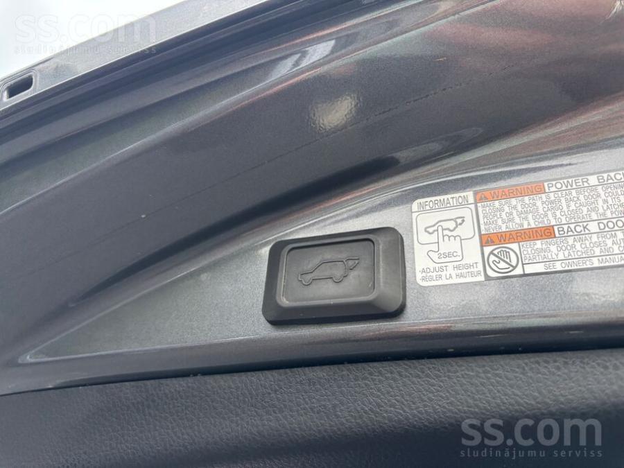 Pelēks Toyota RAV4 2019 Rīga, ar dzinēja tilpumu 2.50 L un nobraukumu 128 tūkst. km par 19500 €, foto 22 vietnē AUTOMOTO.COM.LV