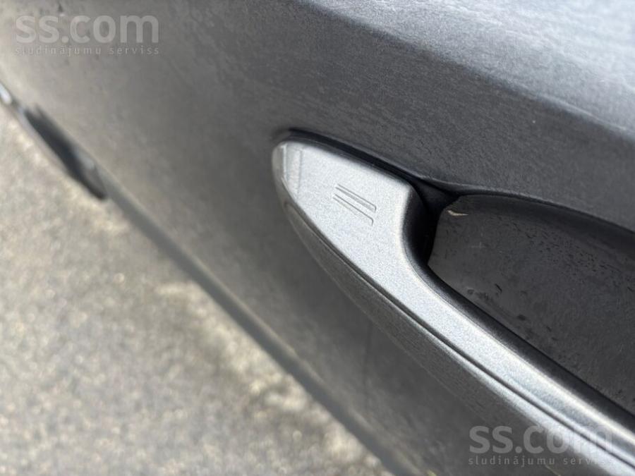 Pelēks Toyota RAV4 2019 Rīga, ar dzinēja tilpumu 2.50 L un nobraukumu 128 tūkst. km par 19500 €, foto 24 vietnē AUTOMOTO.COM.LV