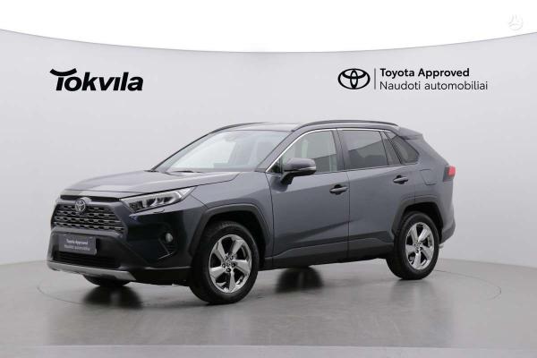 Grey Toyota RAV4 2020 in Vilnius, with an engine capacity of 1.99 L and mileage of 114 thousand km for 23900 €, photo 1 on AUTOMOTO.COM.LV