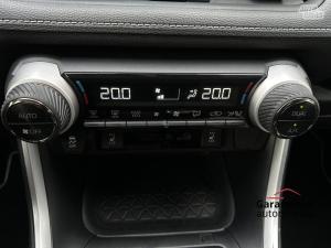 Pelēks Toyota RAV4 2020 Avižieniai, ar dzinēja tilpumu 2.50 L un nobraukumu 169 tūkst. km par 22500 €, foto 22 vietnē AUTOMOTO.COM.LV
