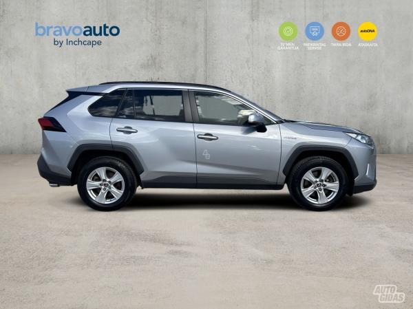 Pelēks Toyota RAV4 2020 Kauņa, ar dzinēja tilpumu 2.50 L un nobraukumu 92 tūkst. km par 26771 €, foto 6 vietnē AUTOMOTO.COM.LV