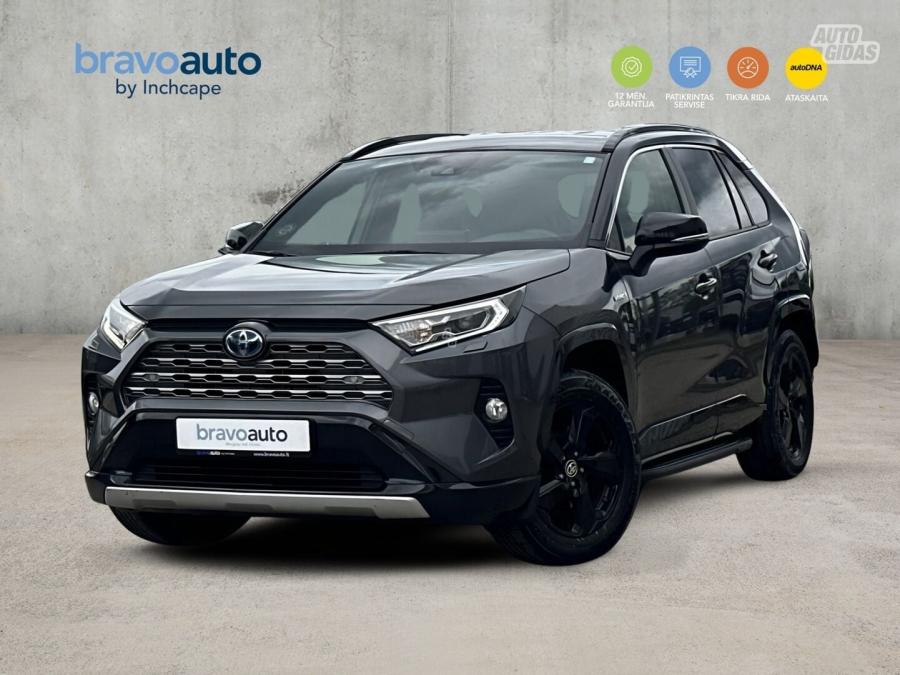 Pelēks Toyota RAV4 2020 Kauņa, ar dzinēja tilpumu 2.50 L un nobraukumu 110 tūkst. km par 27771 €, foto 1 vietnē AUTOMOTO.COM.LV