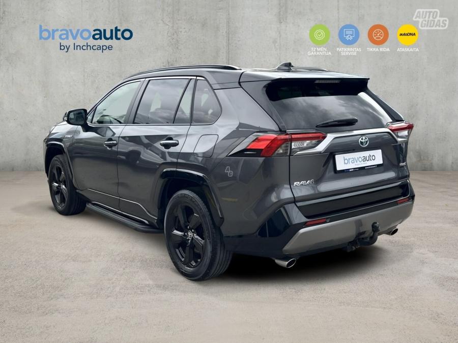 Pelēks Toyota RAV4 2020 Kauņa, ar dzinēja tilpumu 2.50 L un nobraukumu 110 tūkst. km par 27771 €, foto 4 vietnē AUTOMOTO.COM.LV