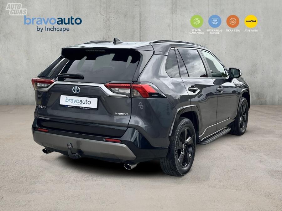 Pelēks Toyota RAV4 2020 Kauņa, ar dzinēja tilpumu 2.50 L un nobraukumu 110 tūkst. km par 27771 €, foto 6 vietnē AUTOMOTO.COM.LV