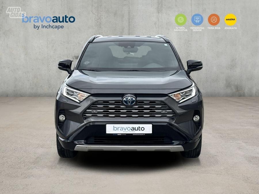 Pelēks Toyota RAV4 2020 Kauņa, ar dzinēja tilpumu 2.50 L un nobraukumu 110 tūkst. km par 27771 €, foto 9 vietnē AUTOMOTO.COM.LV