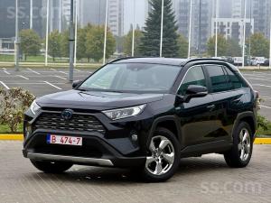 Pelēks Toyota RAV4 2020 Rīga, ar dzinēja tilpumu 2.50 L un nobraukumu 180 tūkst. km par 23470 €, foto 3 vietnē AUTOMOTO.COM.LV