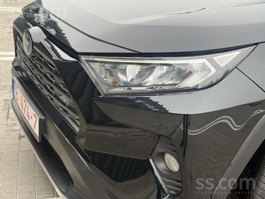 Pelēks Toyota RAV4 2020 Rīga, ar dzinēja tilpumu 2.50 L un nobraukumu 180 tūkst. km par 23470 €, foto 10 vietnē AUTOMOTO.COM.LV