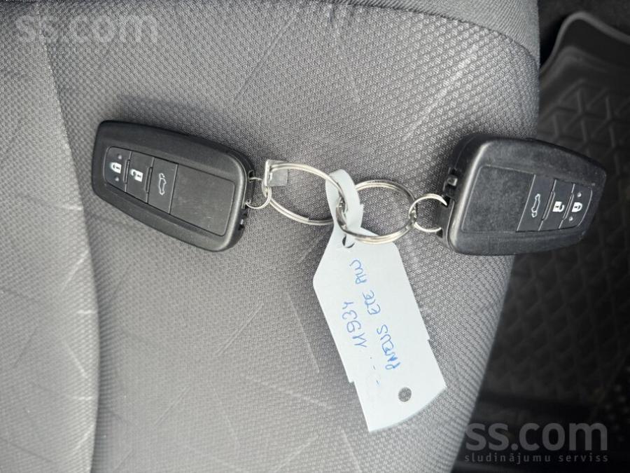 Pelēks Toyota RAV4 2020 Rīga, ar dzinēja tilpumu 2.50 L un nobraukumu 180 tūkst. km par 23470 €, foto 36 vietnē AUTOMOTO.COM.LV