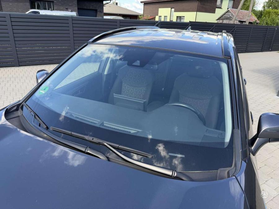 Grey Toyota RAV4 2020 in Telschi, with an engine capacity of 2.49 L and mileage of 61 thousand km for 17750 €, photo 13 on AUTOMOTO.COM.LV