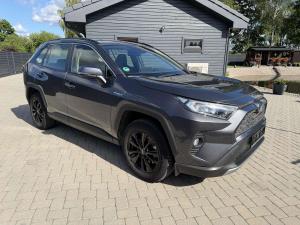 Grey Toyota RAV4 2020 in Telschi, with an engine capacity of 2.49 L and mileage of 61 thousand km for 17750 €, photo 15 on AUTOMOTO.COM.LV
