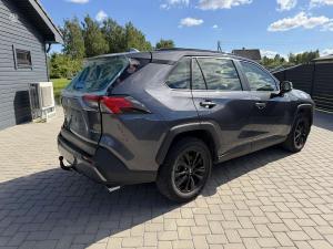 Grey Toyota RAV4 2020 in Telschi, with an engine capacity of 2.49 L and mileage of 61 thousand km for 17750 €, photo 17 on AUTOMOTO.COM.LV