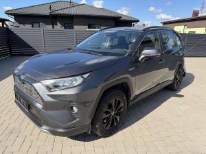 Grey Toyota RAV4 2020 in Telschi, with an engine capacity of 2.49 L and mileage of 61 thousand km for 17750 €, photo 21 on AUTOMOTO.COM.LV