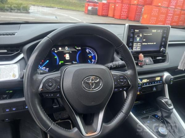 Pelēks Toyota RAV4 2020 Daugavpils, ar dzinēja tilpumu 2.50 L un nobraukumu 60 tūkst. km par 29500 €, foto 9 vietnē AUTOMOTO.COM.LV