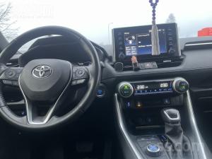 Серый Тойота РАВ 4 2020 в Даугавпилс, объемом двигателя 2.50 л и пробегом 60 тыс. км за 29500 €, фото 18 на AUTOMOTO.COM.LV