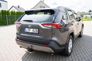 Grey Toyota RAV4 2020 in Marijampole, with an engine capacity of 1.99 L and mileage of 49 thousand km for 23700 €, photo 9 on AUTOMOTO.COM.LV