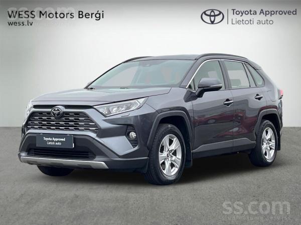 Grey Toyota RAV4 2020 in Riga, with an engine capacity of 2.00 L and mileage of 159 thousand km for 23490 €, photo 1 on AUTOMOTO.COM.LV