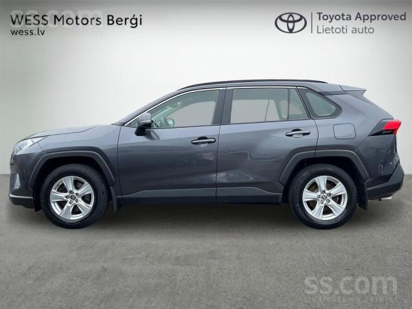 Grey Toyota RAV4 2020 in Riga, with an engine capacity of 2.00 L and mileage of 159 thousand km for 23490 €, photo 3 on AUTOMOTO.COM.LV