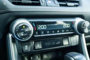 Серый Тойота РАВ 4 2020 в Вильнюс, объемом двигателя 2.49 л и пробегом 151 тыс. км за 24900 €, фото 34 на AUTOMOTO.COM.LV