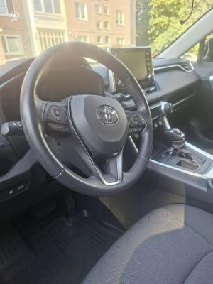 Pelēks Toyota RAV4 2020 Marijampole, ar dzinēja tilpumu 1.99 L un nobraukumu 60 tūkst. km par 21680 €, foto 11 vietnē AUTOMOTO.COM.LV