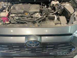 Pelēks Toyota RAV4 2020 Daugavpils, ar dzinēja tilpumu 2.50 L un nobraukumu 56 tūkst. km par 26500 €, foto 13 vietnē AUTOMOTO.COM.LV