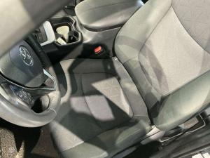 Pelēks Toyota RAV4 2020 Daugavpils, ar dzinēja tilpumu 2.49 L un nobraukumu 56 tūkst. km par 26500 €, foto 14 vietnē AUTOMOTO.COM.LV
