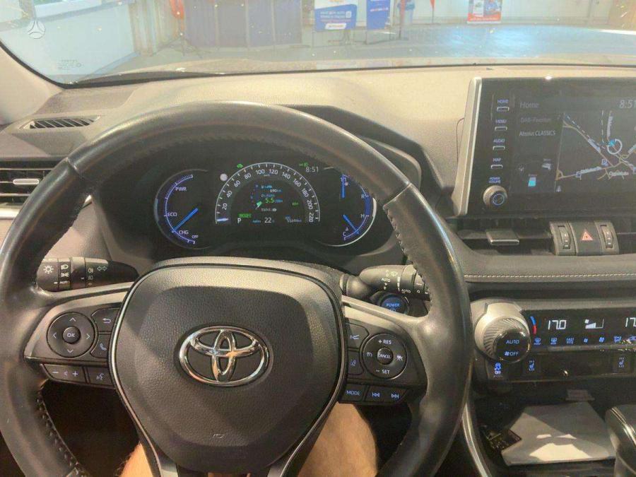 Pelēks Toyota RAV4 2020 Daugavpils, ar dzinēja tilpumu 2.49 L un nobraukumu 56 tūkst. km par 26500 €, foto 15 vietnē AUTOMOTO.COM.LV