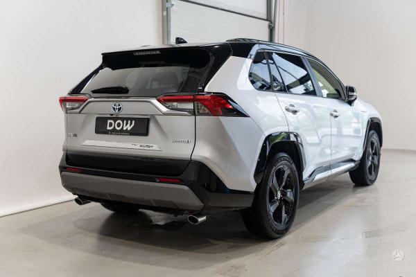 Pelēks Toyota RAV4 2020 Viļņa, ar dzinēja tilpumu 2.49 L un nobraukumu 121 tūkst. km par 24900 €, foto 5 vietnē AUTOMOTO.COM.LV