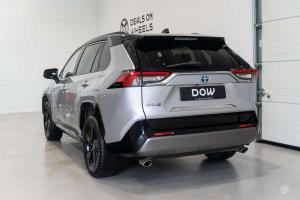 Pelēks Toyota RAV4 2020 Viļņa, ar dzinēja tilpumu 2.49 L un nobraukumu 121 tūkst. km par 24900 €, foto 7 vietnē AUTOMOTO.COM.LV