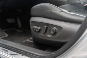 Pelēks Toyota RAV4 2020 Viļņa, ar dzinēja tilpumu 2.49 L un nobraukumu 121 tūkst. km par 24900 €, foto 13 vietnē AUTOMOTO.COM.LV