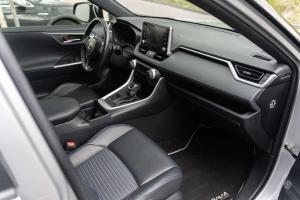 Pelēks Toyota RAV4 2020 Viļņa, ar dzinēja tilpumu 2.49 L un nobraukumu 121 tūkst. km par 24900 €, foto 17 vietnē AUTOMOTO.COM.LV