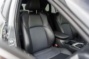Pelēks Toyota RAV4 2020 Viļņa, ar dzinēja tilpumu 2.49 L un nobraukumu 121 tūkst. km par 24900 €, foto 18 vietnē AUTOMOTO.COM.LV