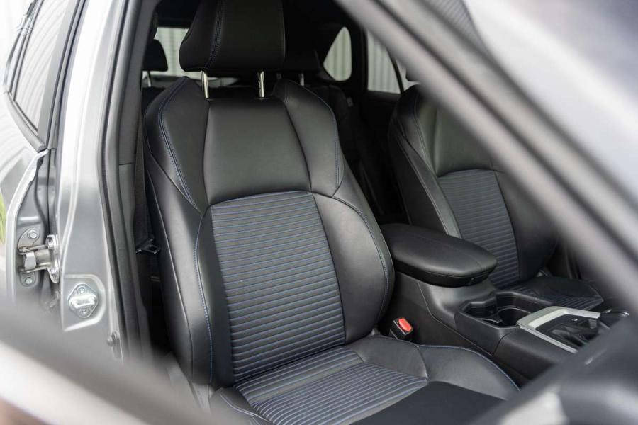 Pelēks Toyota RAV4 2020 Viļņa, ar dzinēja tilpumu 2.49 L un nobraukumu 121 tūkst. km par 24900 €, foto 18 vietnē AUTOMOTO.COM.LV
