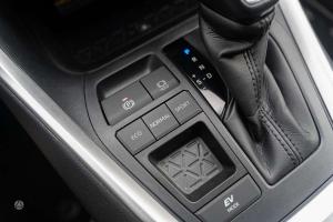 Pelēks Toyota RAV4 2020 Viļņa, ar dzinēja tilpumu 2.49 L un nobraukumu 121 tūkst. km par 24900 €, foto 23 vietnē AUTOMOTO.COM.LV