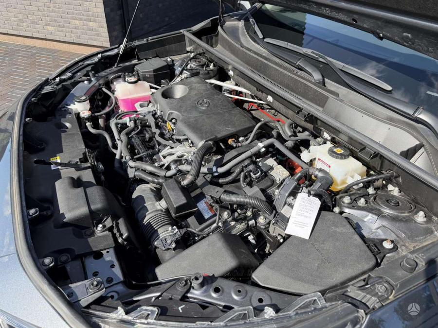 Pelēks Toyota RAV4 2020 Telšiai, ar dzinēja tilpumu 2.49 L un nobraukumu 61 tūkst. km par 25700 €, foto 7 vietnē AUTOMOTO.COM.LV