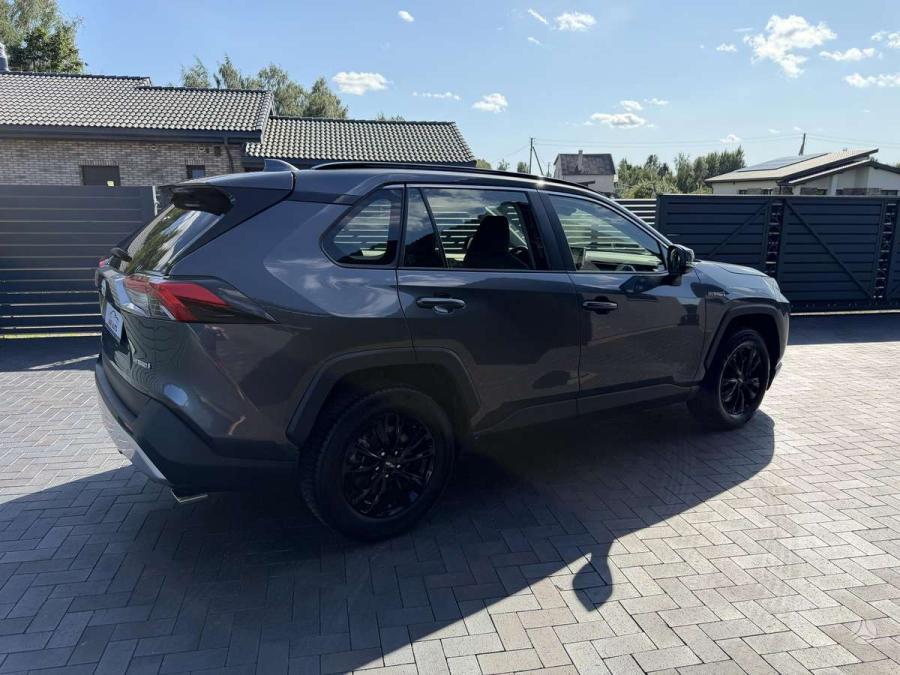 Pelēks Toyota RAV4 2020 Telšiai, ar dzinēja tilpumu 2.49 L un nobraukumu 61 tūkst. km par 25700 €, foto 14 vietnē AUTOMOTO.COM.LV