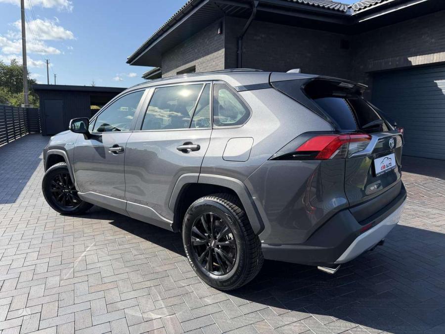 Pelēks Toyota RAV4 2020 Telšiai, ar dzinēja tilpumu 2.49 L un nobraukumu 61 tūkst. km par 25700 €, foto 25 vietnē AUTOMOTO.COM.LV