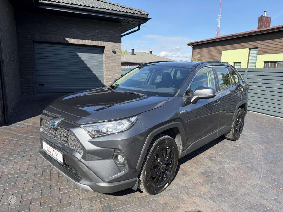 Pelēks Toyota RAV4 2020 Telšiai, ar dzinēja tilpumu 2.49 L un nobraukumu 61 tūkst. km par 25700 €, foto 31 vietnē AUTOMOTO.COM.LV