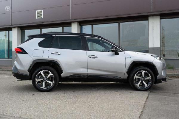 Pelēks Toyota RAV4 2020 Viļņa, ar dzinēja tilpumu 2.49 L un nobraukumu 140 tūkst. km par 29800 €, foto 5 vietnē AUTOMOTO.COM.LV