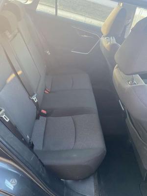 Pelēks Toyota RAV4 2020 Viļņa, ar dzinēja tilpumu 1.99 L un nobraukumu 165 tūkst. km par 23500 €, foto 6 vietnē AUTOMOTO.COM.LV