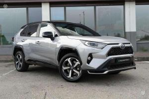 Grey Toyota RAV4 2020 in Vilnius, with an engine capacity of 2.49 L and mileage of 140 thousand km for 29500 €, photo 7 on AUTOMOTO.COM.LV
